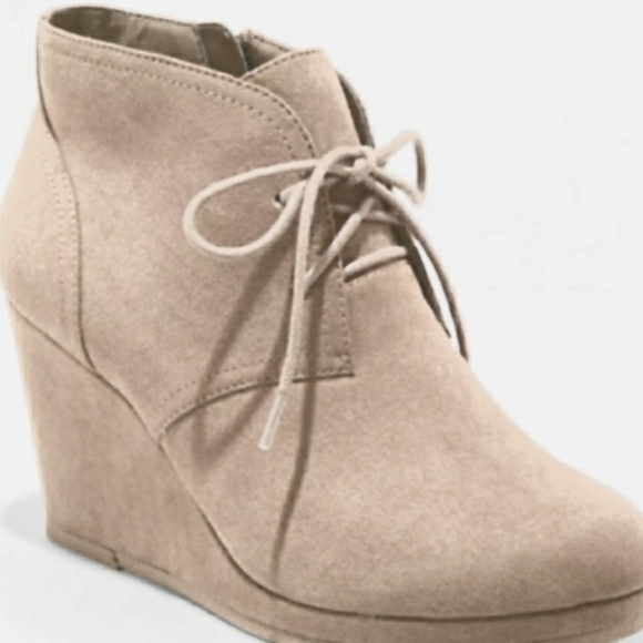 Universal Thread | Shoes | Tannatural Brown Wedge Boot Bootie | Poshmark